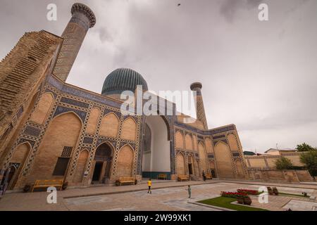 28 GIUGNO 2023, SAMARCANDA, UZBEKISTAN: Portale parata del mausoleo di ...