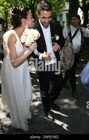 Hochzeit von Bushido 33 / Anis Mohamed Youssef Ferchichi und Seine schwangere Freundin Anna ...