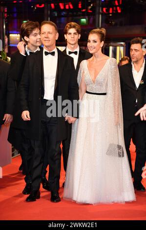 Rocco Siffredi mit Ehefrau Rosa Caracciolo beim Photocall zur miniserie ...