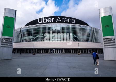 Die Mercedes-Benz-Arena wurde AM 22.03.2024 in Uber Arena am Uber-Platz ...