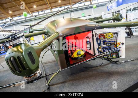 Multicopter für den Verwundetentransport, MEDEVAC Grille, des ...