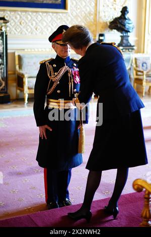Il tenente generale Dame Sharon Nesmith è stata nominata dama ...