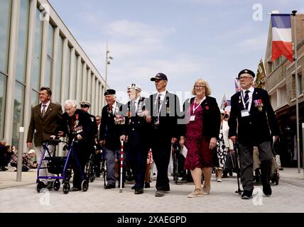 I veterani arrivano per la sfilata dei veterani del D-Day e della ...