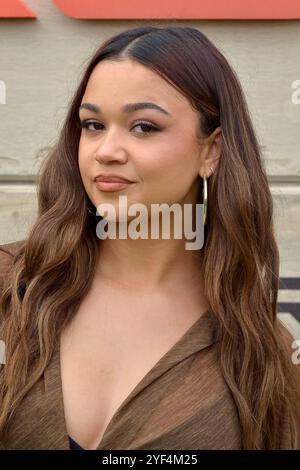 Madison Bailey beim Netflix Event Poguelandia: An Outer Banks ...