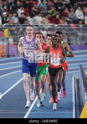 Adam Fogg della Gran Bretagna gareggia nella finale maschile dei 1500 m ...