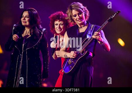 abb: Marianne Rosenberg Lucy Diakovska mit Freundin Gitarristin Yasi ...