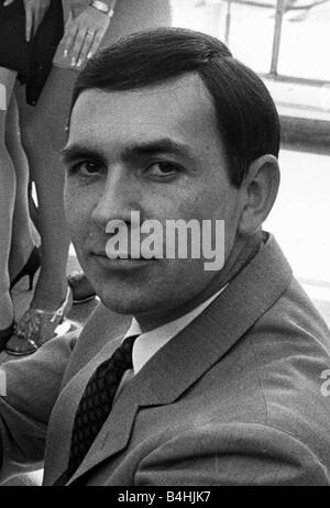 Attore Neil Connery attore fratello di Sean Connery e ex stuccatore ...