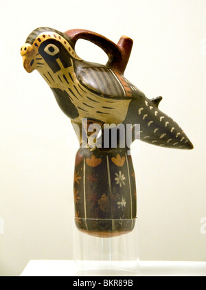 Vaso in ceramica cultura Nazca 100 BC-800 BC Perú Foto stock - Alamy