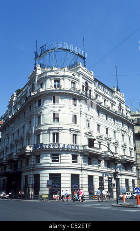 Palazzo del Messaggero, Roma Foto & Immagine Stock: 31147738 - Alamy