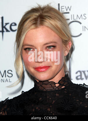 Amy Smart - Dead Awake Premiere al Arclight Theatre di Los Angeles.Amy ...