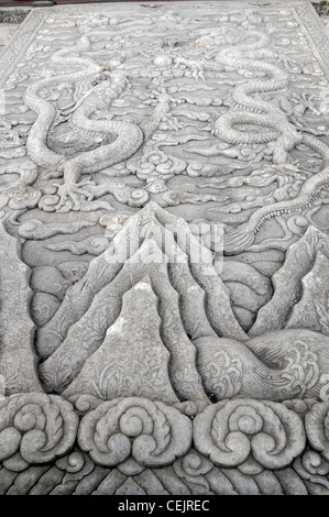 Lastra di marmo dragon carving Città Proibita di Pechino Cina Museo ...