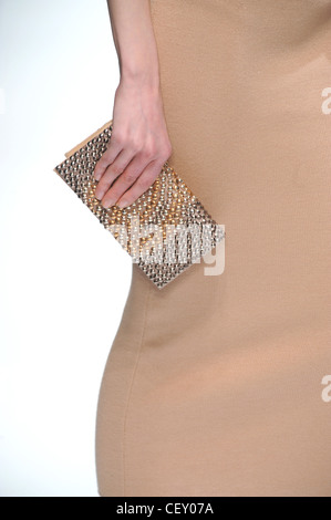 Laura Biagiotti Milano pronto a indossare Primavera Estate Designer ...