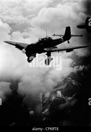"Tedesco Junkers Ju 87 ''Stuka'' durante un attacco a Malta. Foto ...