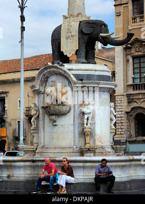 Il Liotru, la statua dell'elefante simbolo della città di Catania ...