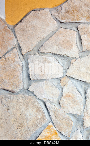 Grigio intonaco rigato street texture a parete Foto stock - Alamy