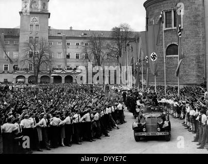 Adolf Hitler a Salisburgo, 1938 Foto stock - Alamy