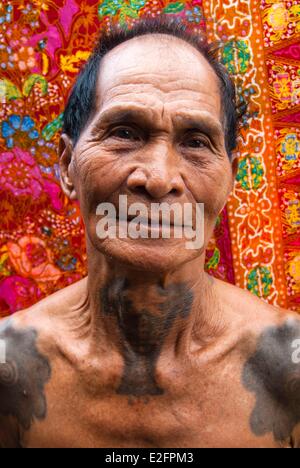 Mengkak Iban Longhouse, Batang Ai National Park, Sarawak, Malaysian ...