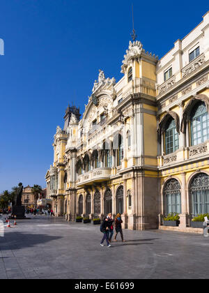 La Dogana, porto di Barcellona. Barcellona, Spagna Foto stock - Alamy