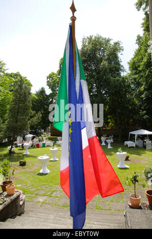 Ricevimento ufficiale del console italiano generale italiano durante il ...