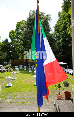 Ricevimento ufficiale del console italiano generale italiano durante il ...