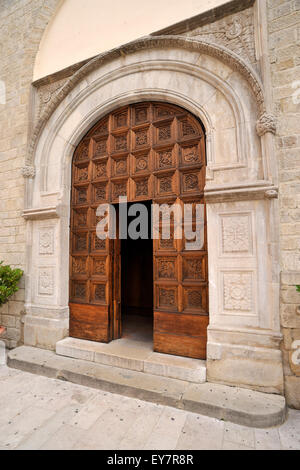 Italia, Basilicata, potenza, chiesa di San Francesco Foto stock - Alamy