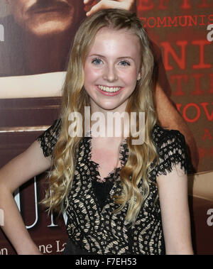 Becca Nicole Preston a Trumbo Premiere presso la Academy of Motion ...