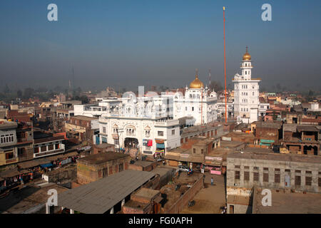 Vista aerea di Baba Bakala city e Guru Tegh Bahadur sahib gurudwara di ...