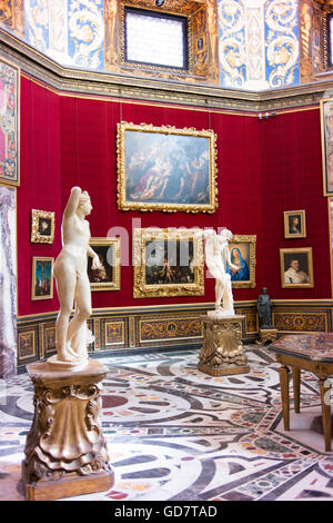 La Tribuna della Galleria degli Uffizi di Firenze (Italia Foto stock - Alamy