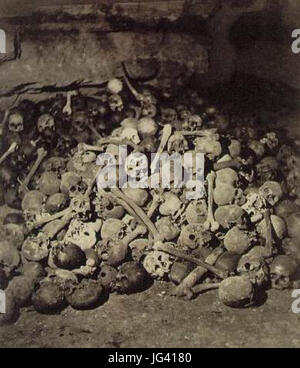 Catacombe di Parigi Nadar, 1862 Foto stock - Alamy