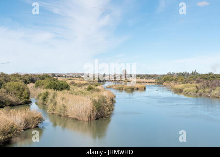 Fiume Orange, il fiume più lungo in Sud Africa. Grande Karoo, Sud ...