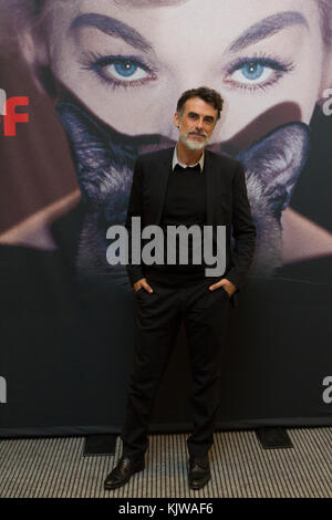 Torino, Italia. 26 Nov, 2017. Attrice italiana Lucia Mascino photocall ...