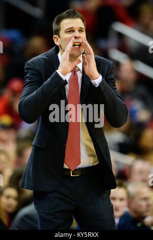 Louisville Cardinali head coach David Padgett durante il NCAA College ...
