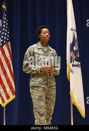 Ex-POW e USA Air Force CPT Robert Archie Abbott (catturato il 30 aprile ...