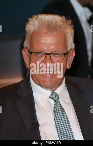 Gli ospiti presso Markus Lanz talkshow con: Albrecht von Lucke ...