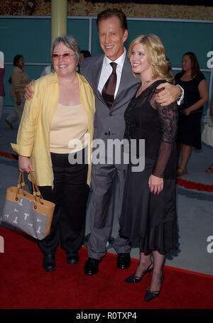 James Wood arrivando al ' Northfork Premiere ' al Arclight Theatre di ...
